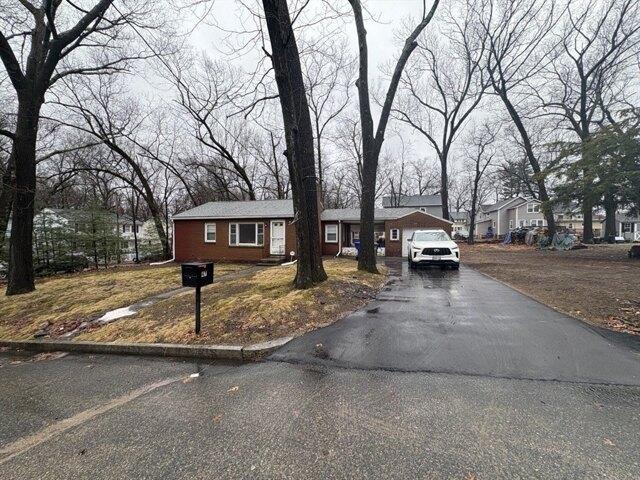 2 bedroom, Springfield MA 01109 LS103125283