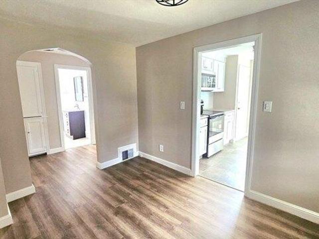 2 bedroom, Springfield MA 01118 105041708