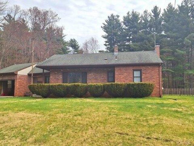 2 bedroom, Springfield MA 01129 102531866