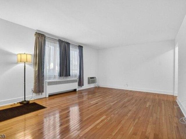 2 bedroom, Springfield NJ 07081 LS101706954