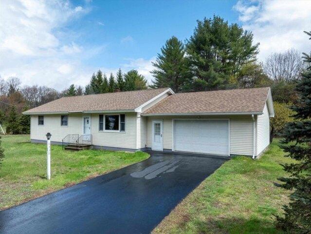 2 bedroom, Springfield VT 05150 LS102156245