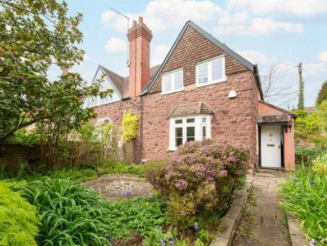 2 Bedroom Studio Flat