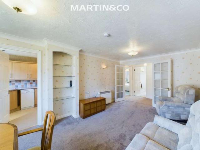 2 Bedroom Studio Flat