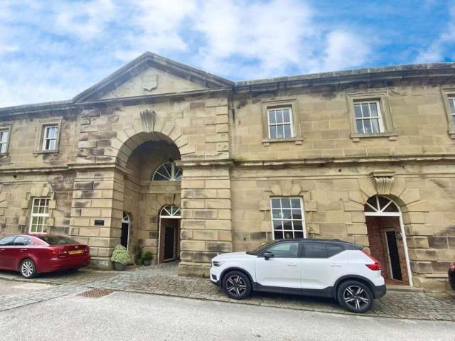 2 Bedroom Studio Flat
