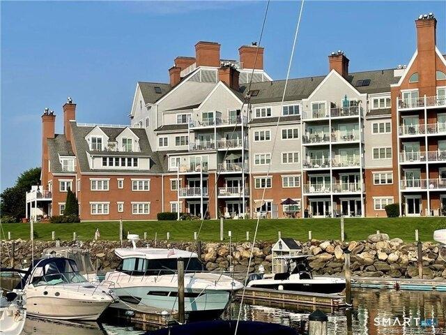 2 bedroom, Stamford CT 06902 102559392