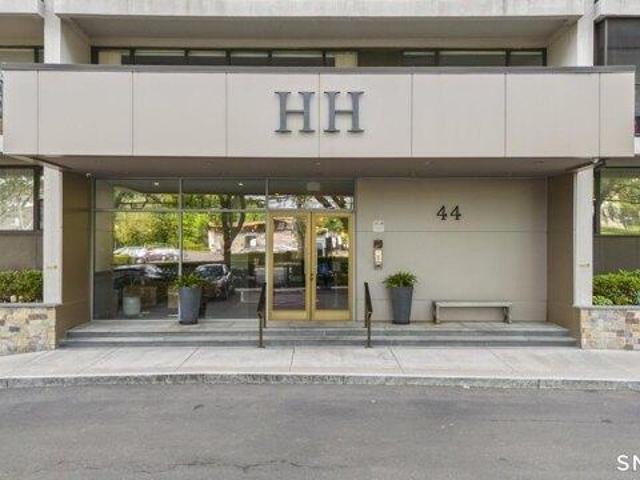 2 bedroom, Stamford CT 06902 102563741