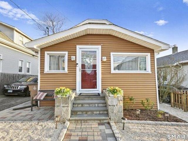 2 bedroom, Stamford CT 06902 LS102560879