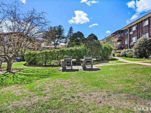 2 bedroom, Stamford CT 06905 104809760