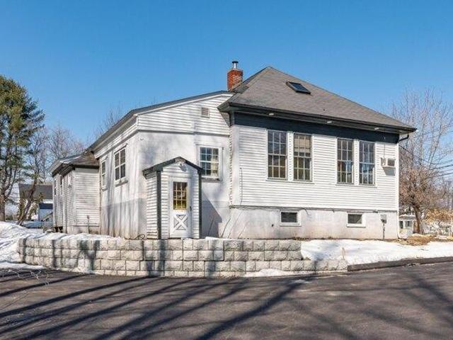 2 bedroom, Standish ME 04084 101896062