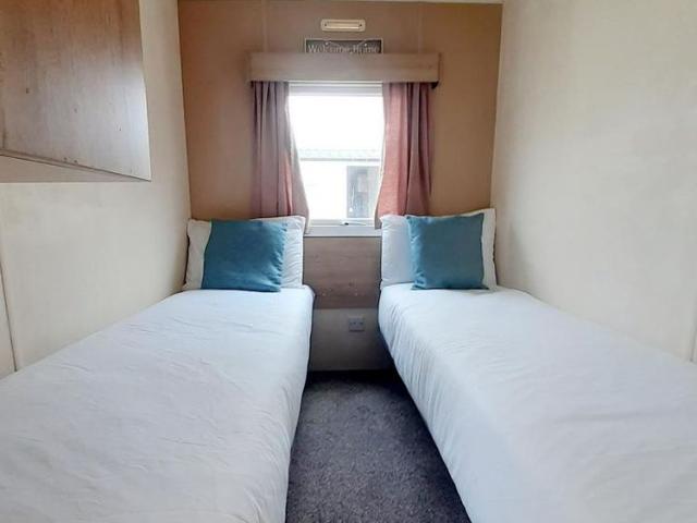 2 bedroom static caravan to rent