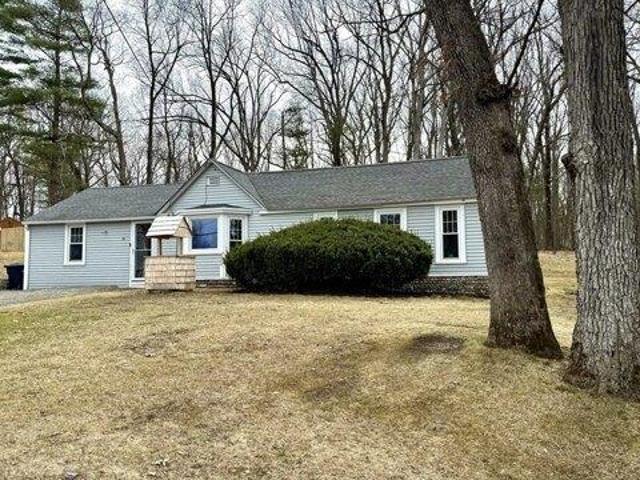 2 bedroom, Sterling MA 01564 LS102446339