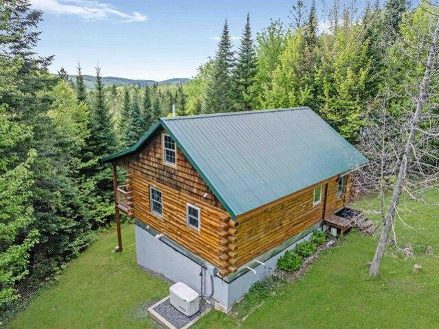2 bedroom, Stewartstown NH 03576 104011718
