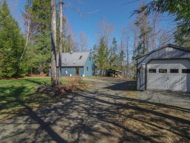 2 bedroom, Stetson ME 04488 104762385