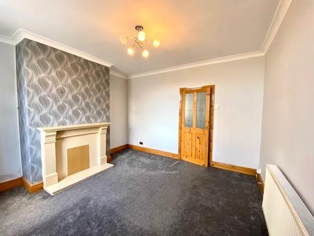 2 bedroom stone house to rent