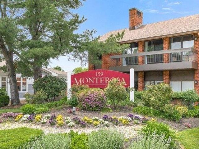 2 bedroom, Stoneham MA 02180 104715478