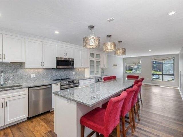 2 bedroom, Stoneham MA 02180 104757205