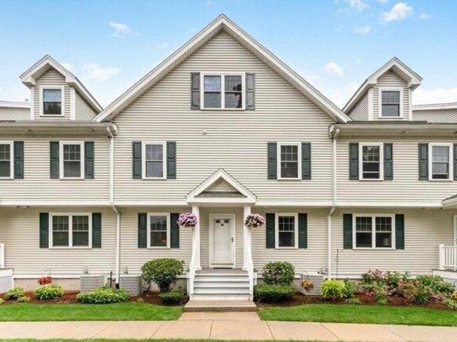 2 bedroom, Stoneham MA 02180 105160282