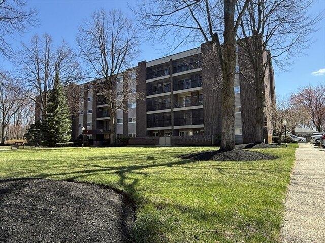 2 bedroom, Stoneham MA 02180 103019583