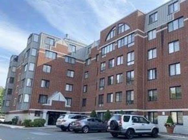 2 bedroom, Stoneham MA 02180 LS102347100