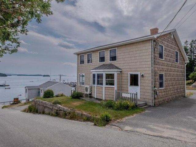 2 bedroom, Stonington ME 04681 105173130