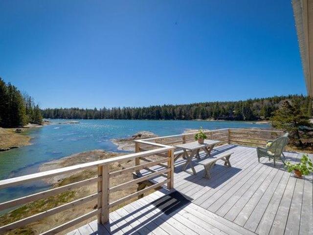 2 bedroom, Stonington ME 04681 LS103071291