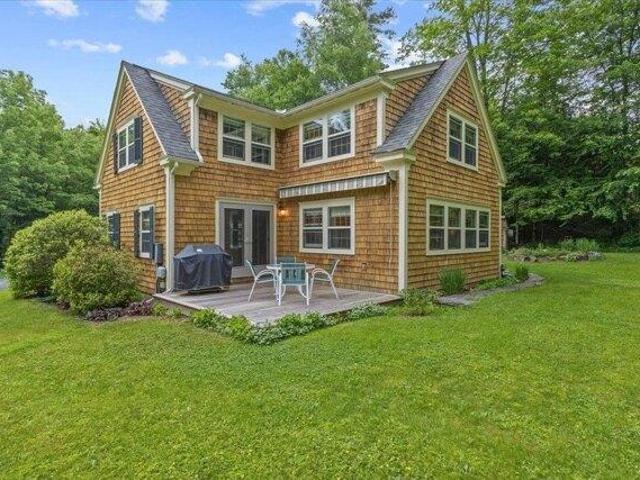 2 bedroom, Stowe VT 05672 103664039