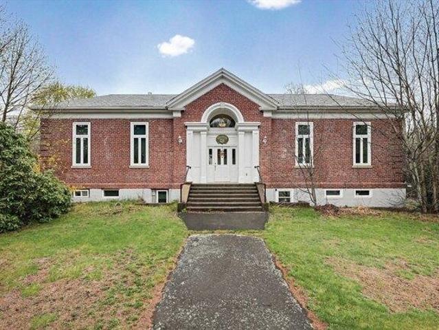 2 bedroom, Stoughton MA 02072 LS102708049