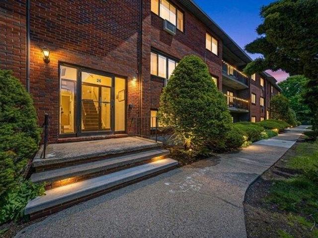 2 bedroom, Stoughton MA 02072 LS102824496