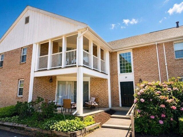 2 bedroom, Stoughton MA 02072 LS102962041