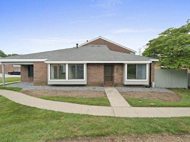 2 bedroom, Stoughton MA 02072 104569427