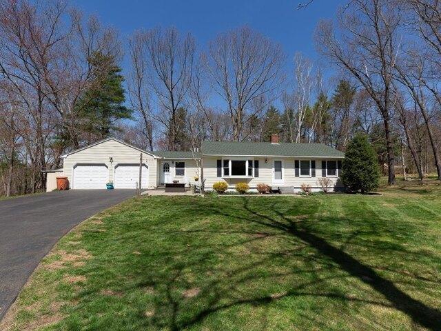 2 bedroom, Stratham NH 03885 102158606