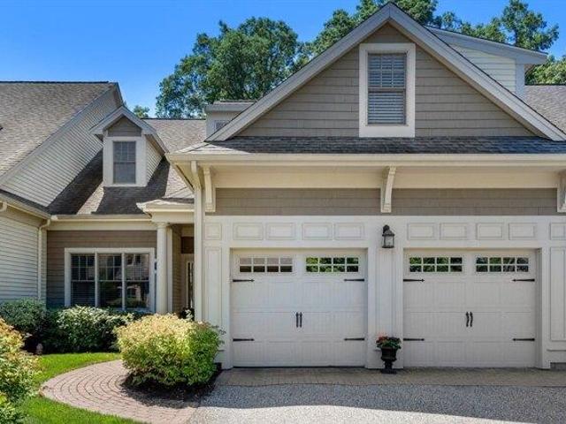 2 bedroom, Sudbury MA 01776 104652058
