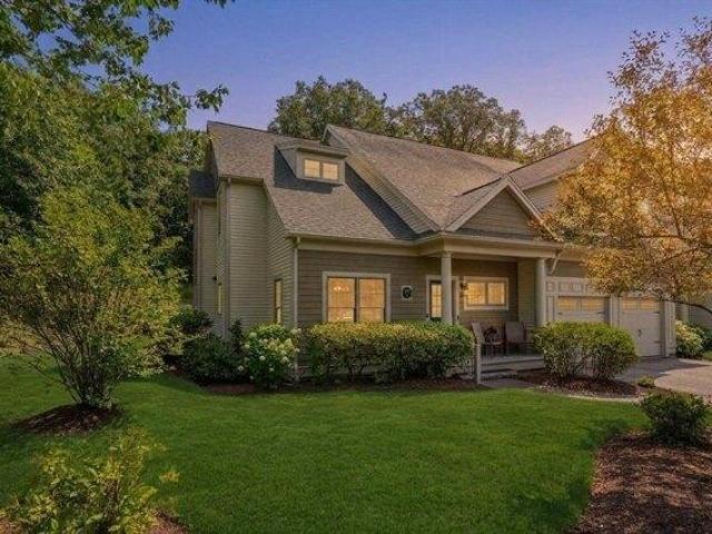 2 bedroom, Sudbury MA 01776 105094052