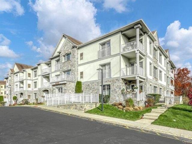 2 bedroom, Suffern NY 10901 LS101799972