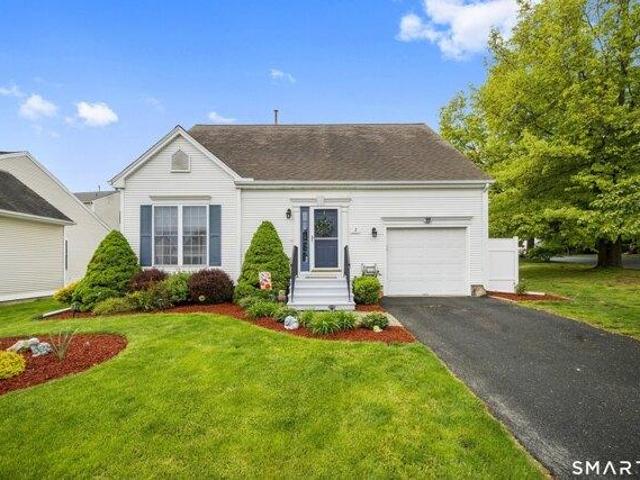 2 bedroom, Suffield CT 06078 104717257