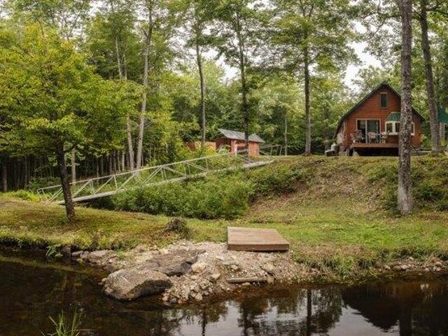 2 bedroom, Sumner ME 04292 105093319