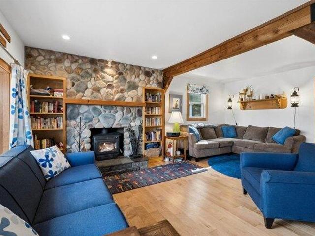 2 bedroom, Sunapee NH 03782 102824899