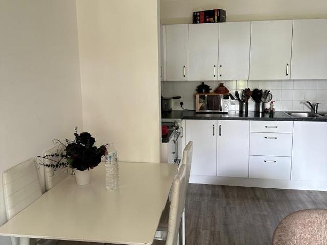 2 Bedroom | SW11 3Jy | Battersea