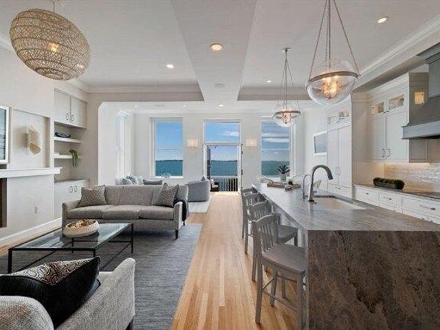 2 bedroom, Swampscott MA 01907 103250224