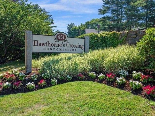 2 bedroom, Swampscott MA 01907 105061256