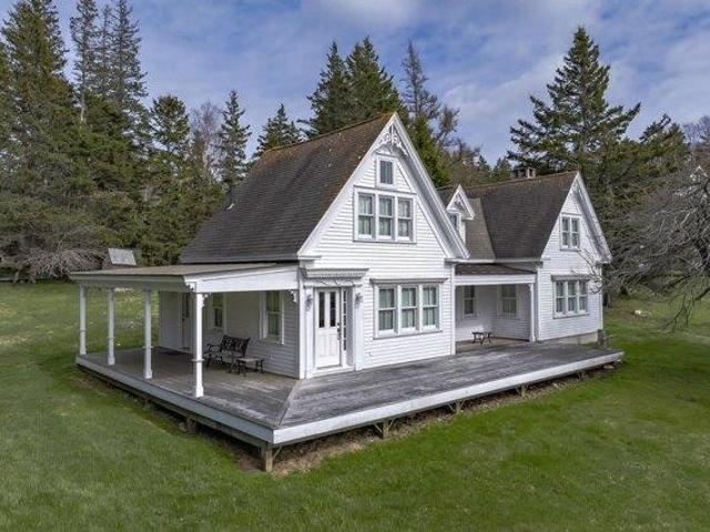 2 bedroom, Swans Island ME 04685 LS102593606
