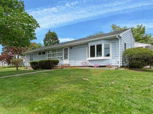 2 bedroom, Swansea MA 02777 103220058