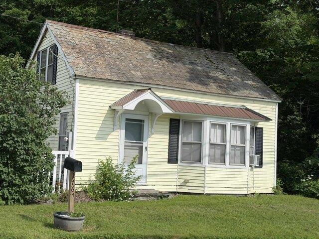 2 bedroom, Poultney VT 05764 104717534