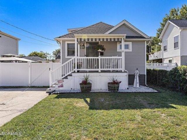 2 bedroom, Port Monmouth NJ 07758 104849780
