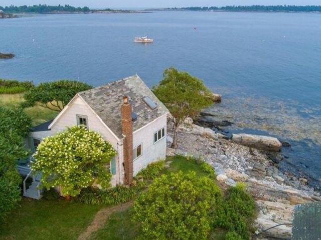 2 bedroom, Portland ME 04019 103034322