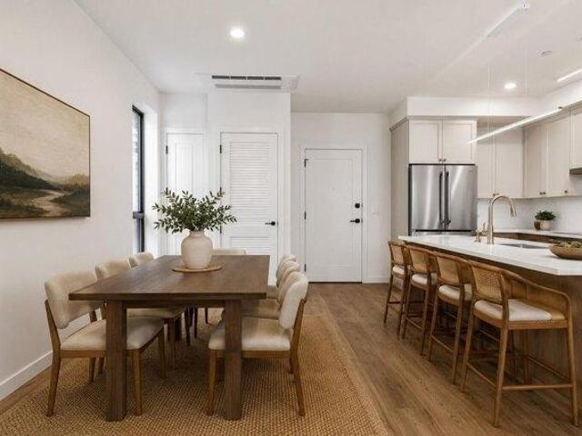 2 bedroom, Portland ME 04101 104759695
