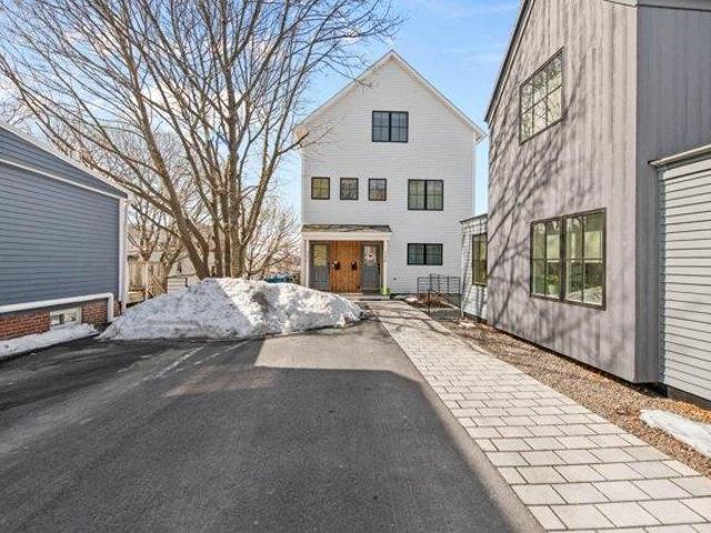 2 bedroom, Portland ME 04101 104792024