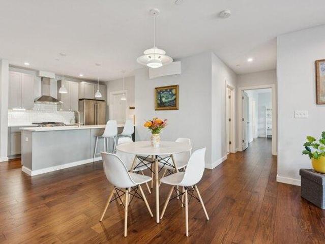 2 bedroom, Portland ME 04101 102153856