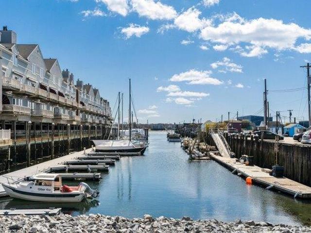 2 bedroom, Portland ME 04101 102823272