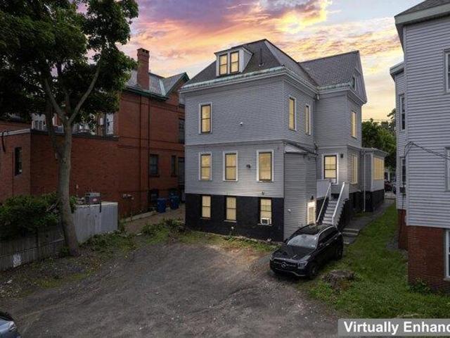 2 bedroom, Portland ME 04102 104689093